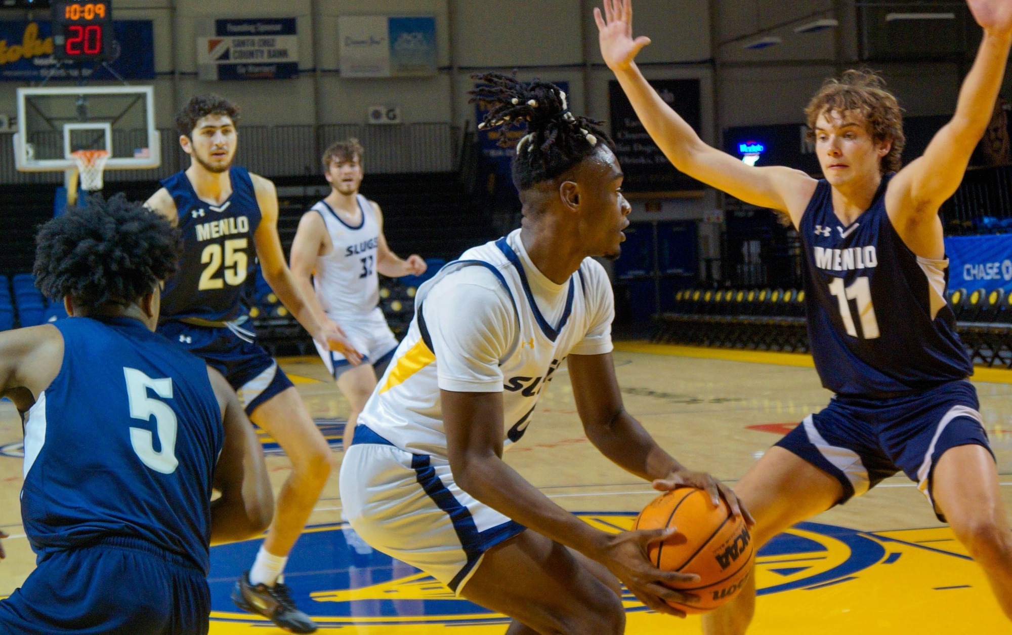 Nelson Etuk - 2023-24 - Men's Basketball - University of California ...