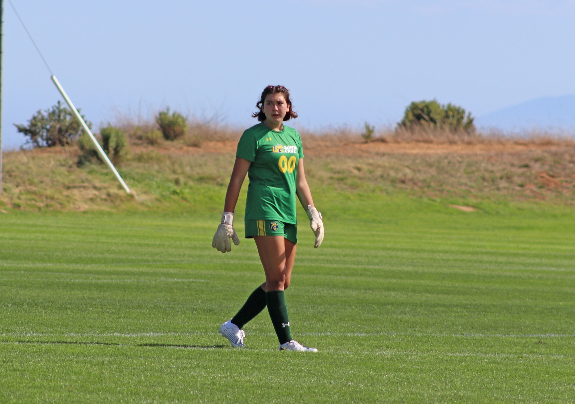 Mia Linville - 2024 - Women's Soccer - University of California, Santa Cruz