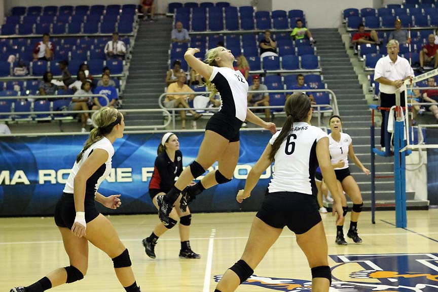 Colleen Yarber - Volleyball - Southeast Missouri State University Athletics