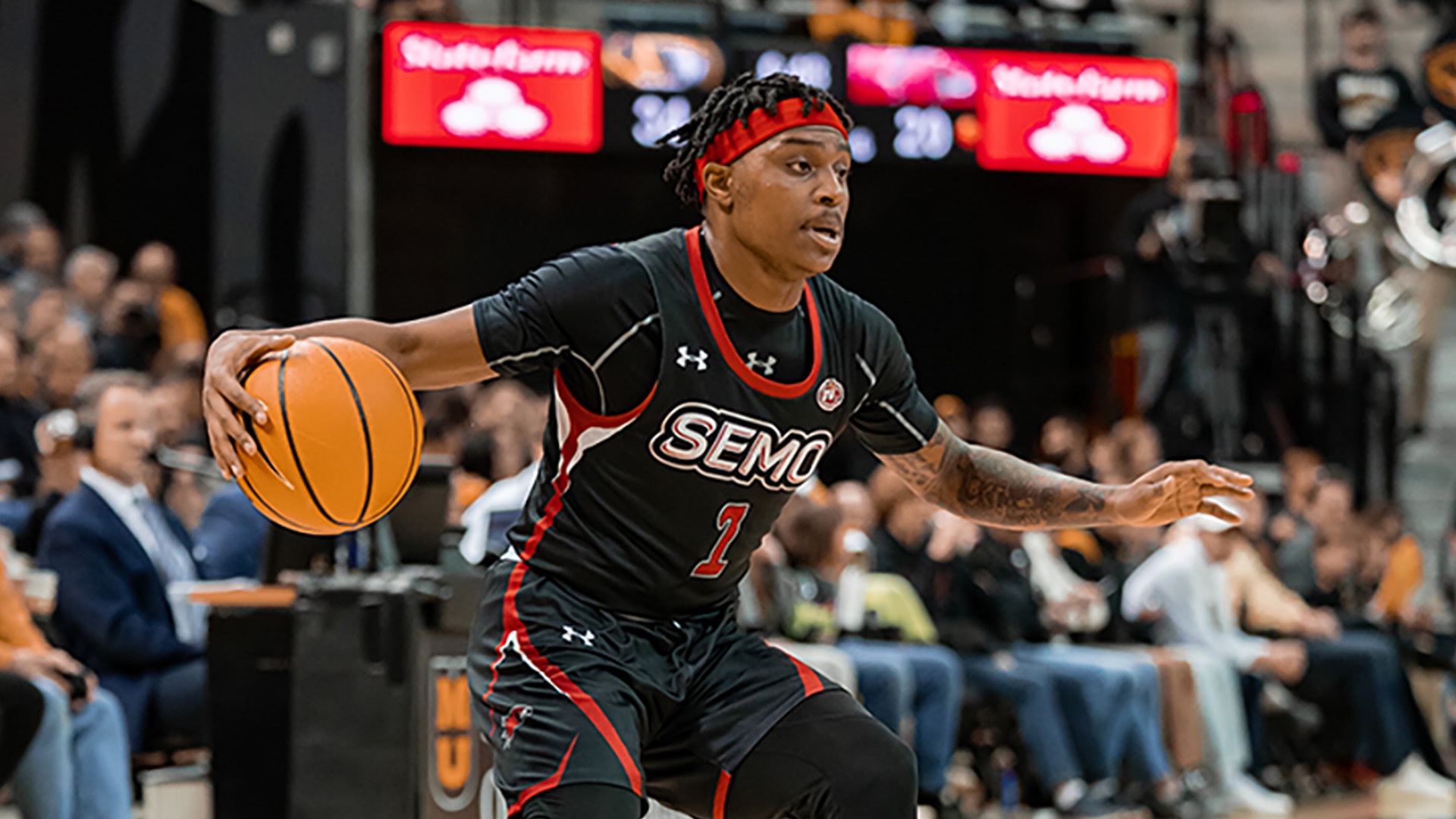 Russell Ties SEMO NCAA Division I Single-Game Record with 37 Points in ...