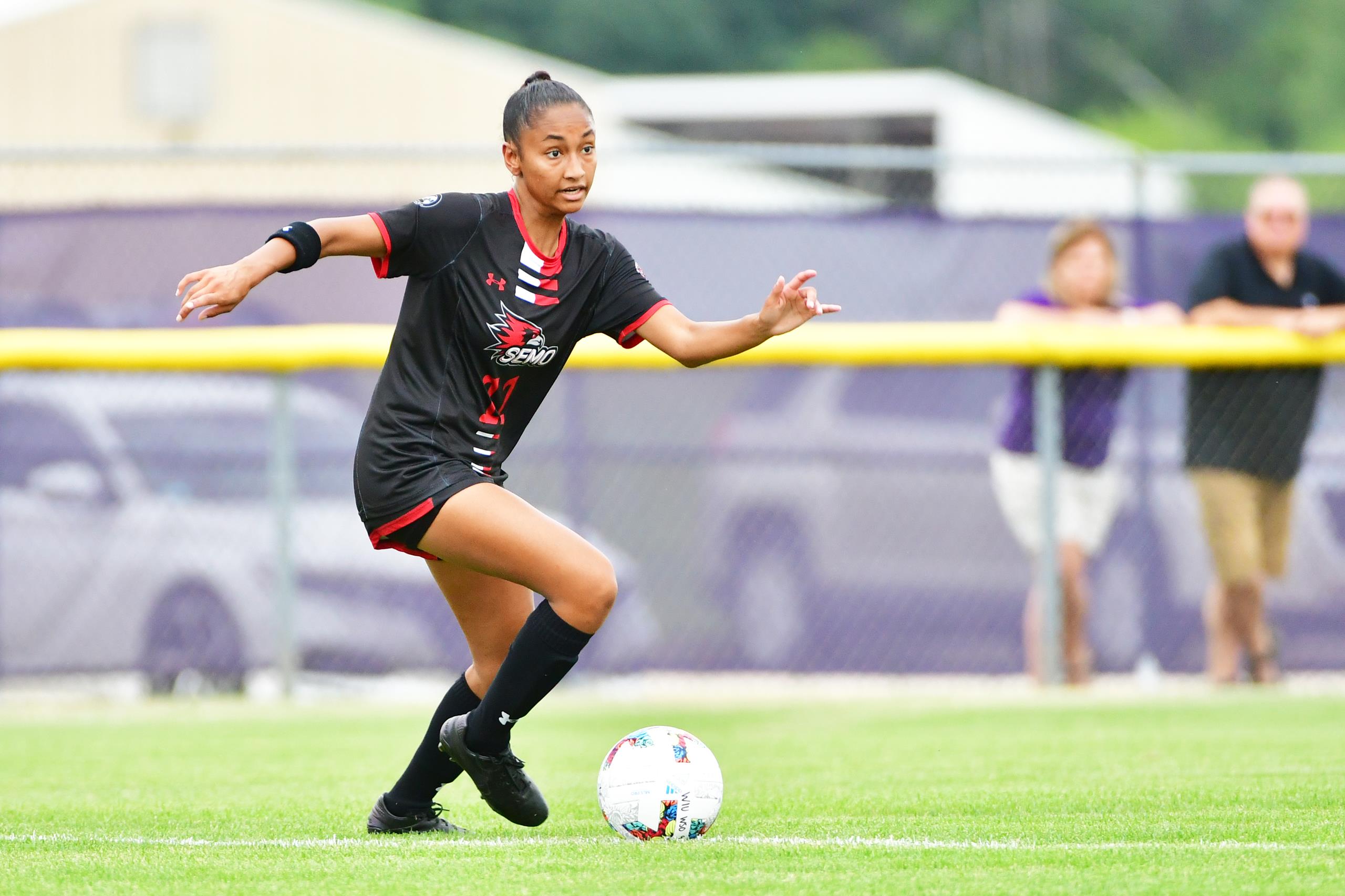 Kiana Khedoo - Women's Soccer - Southeast Missouri State University ...