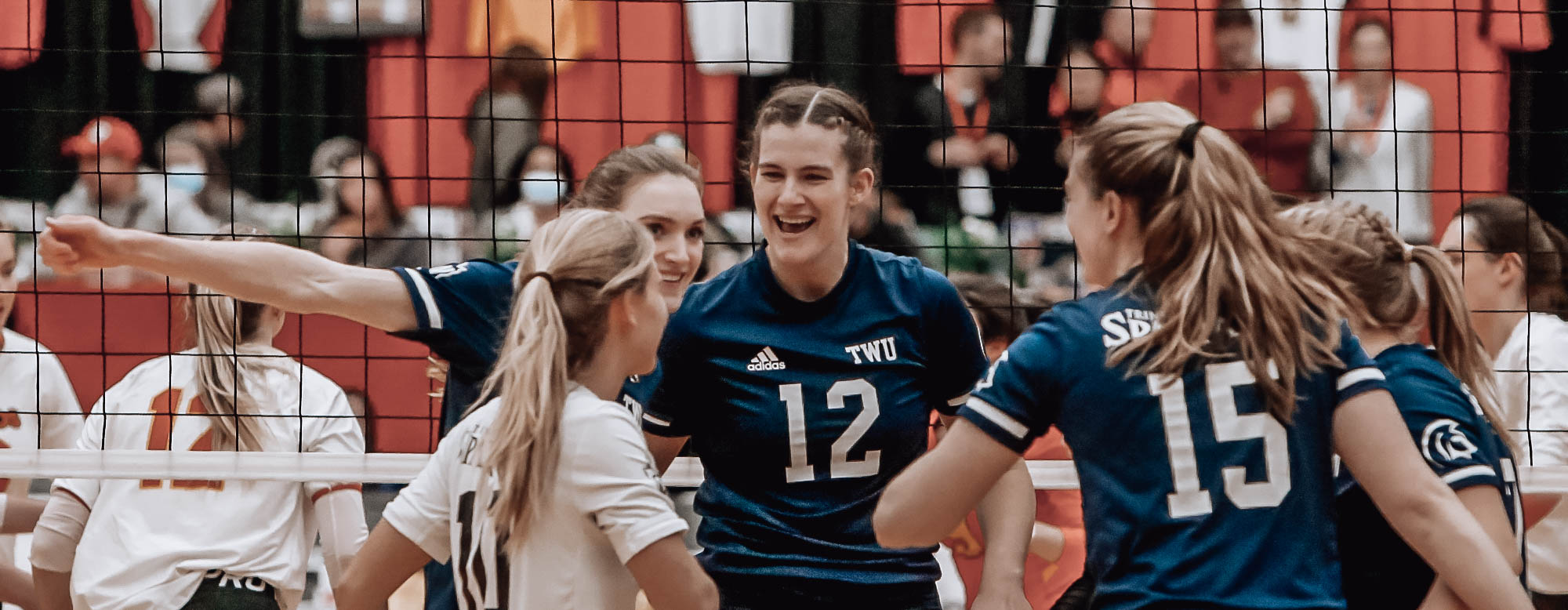 SPARTANS ADVANCE TO NATIONAL SEMI-FINAL - Trinity Western University