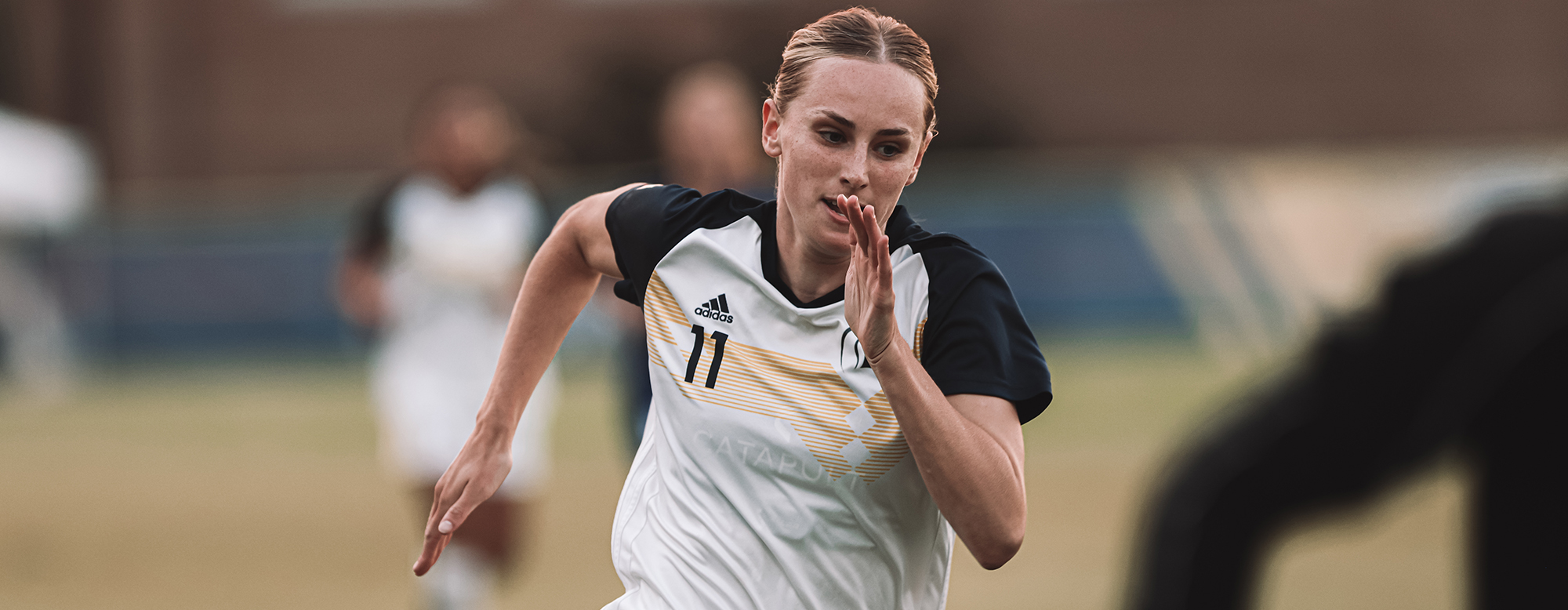 JAMES LEADS SPARTANS TO WIN OVER HEAT - Trinity Western University