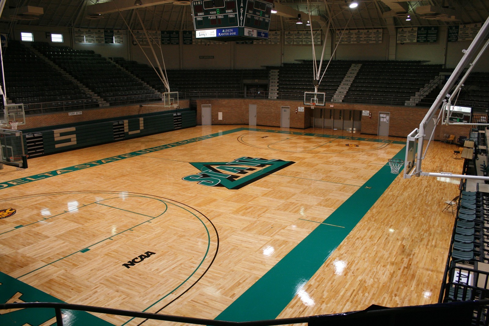 Brittney Holmes - Women's Basketball - Delta State University Athletics