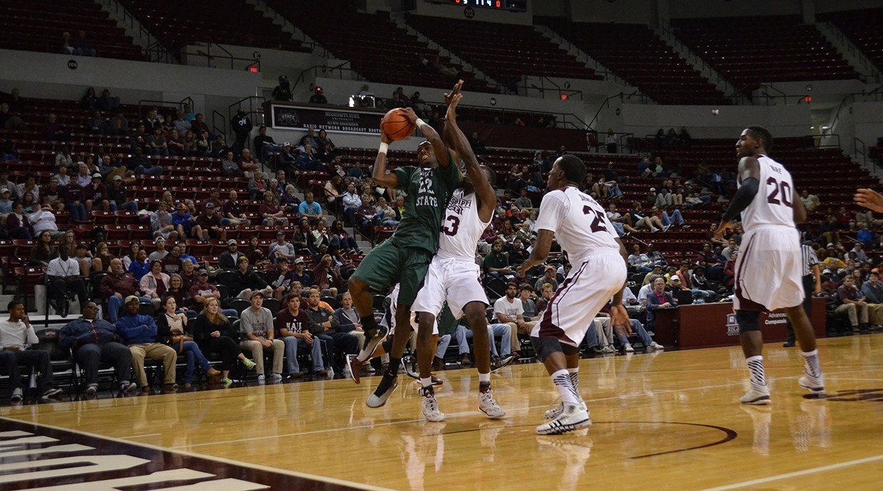 Alister Chisholm - Men's Basketball - Delta State University Athletics