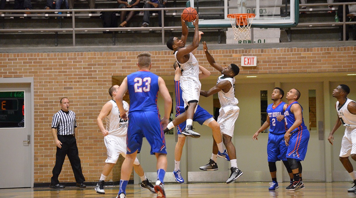 Zelvin Smith - Men's Basketball - Delta State University Athletics