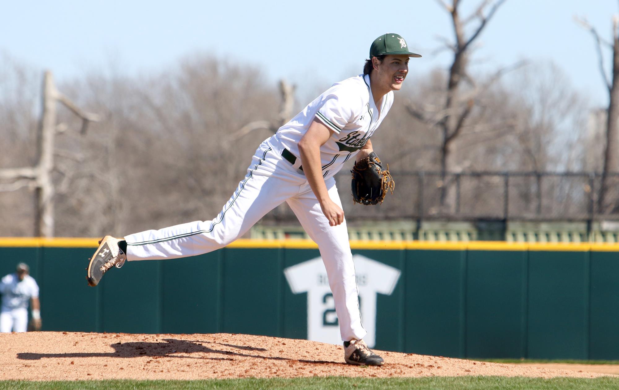 Hunter Riggins - Baseball - Delta State University Athletics