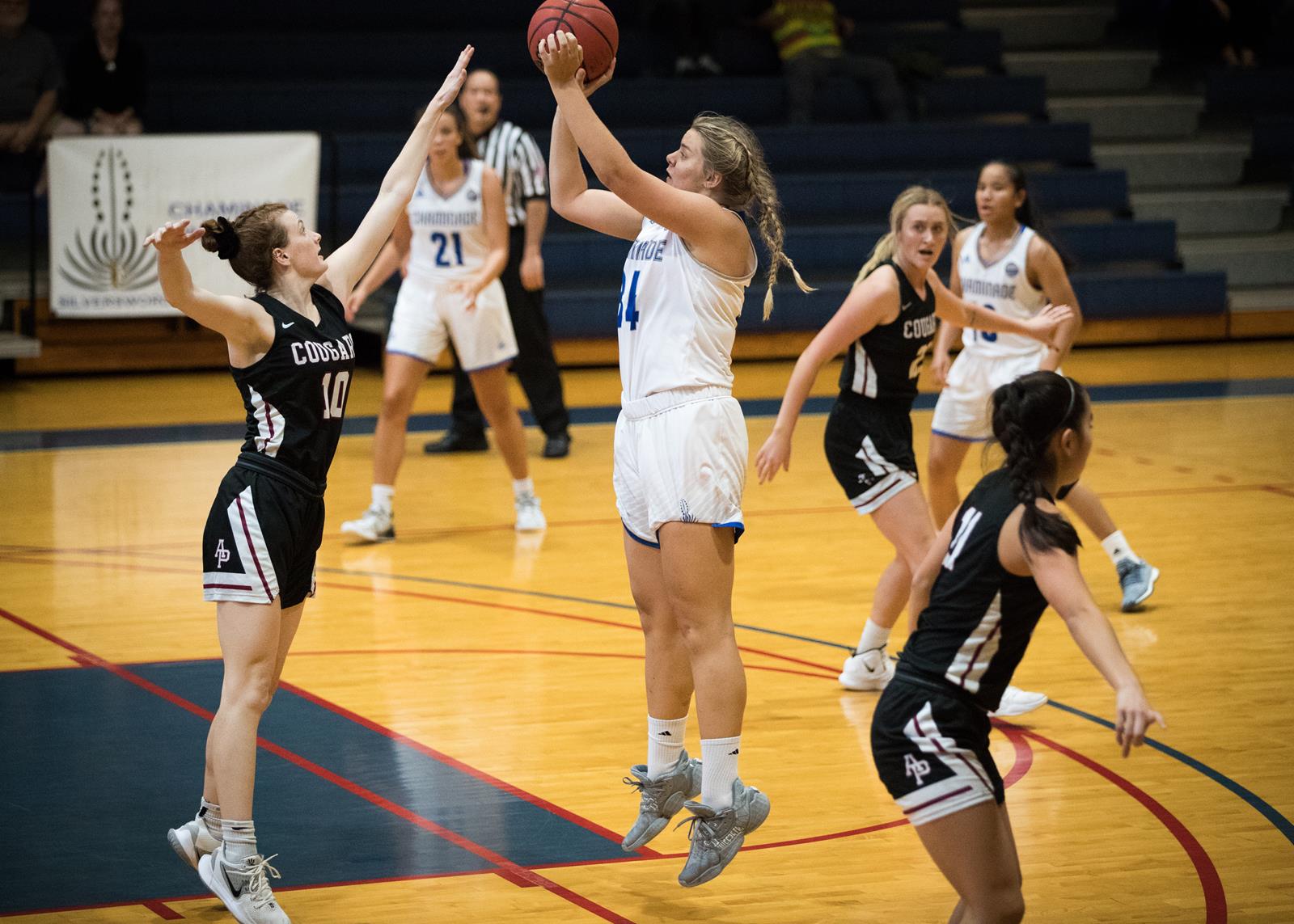 Grace Underhill - 2019-20 - Women's Basketball - Chaminade University ...