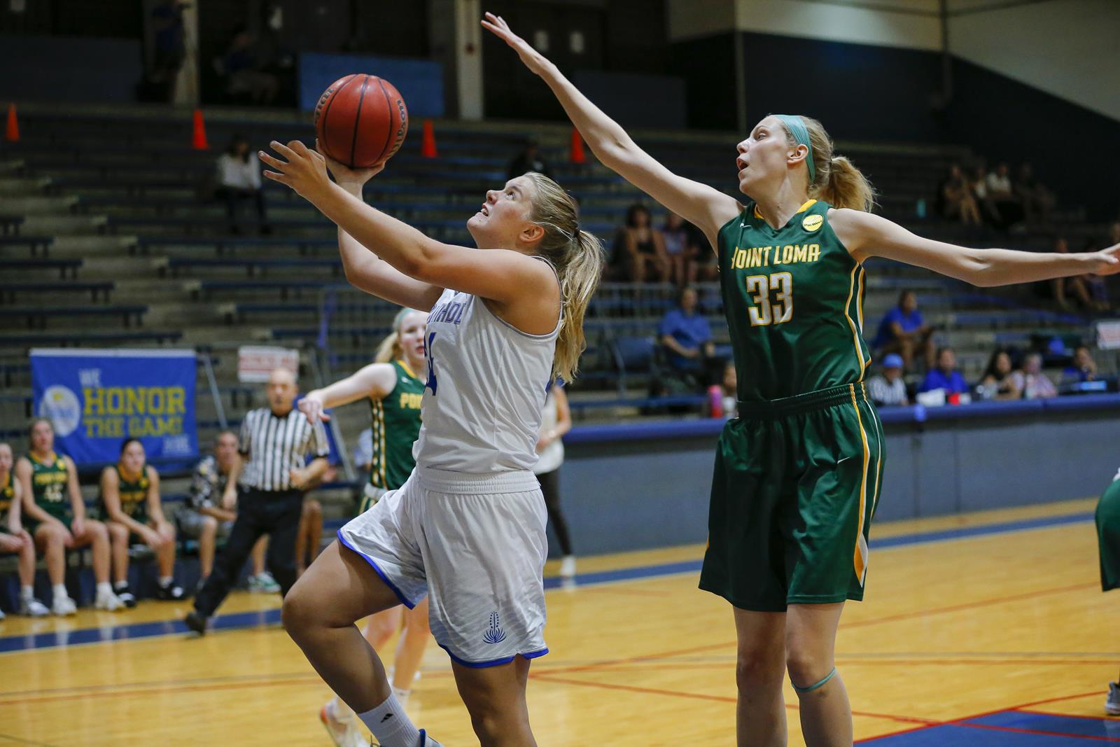 Grace Underhill - 2019-20 - Women's Basketball - Chaminade University ...