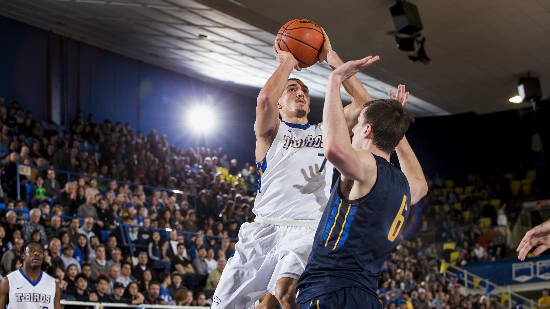 T-Birds ready for test against conference champion Vikes amid Courtside ...