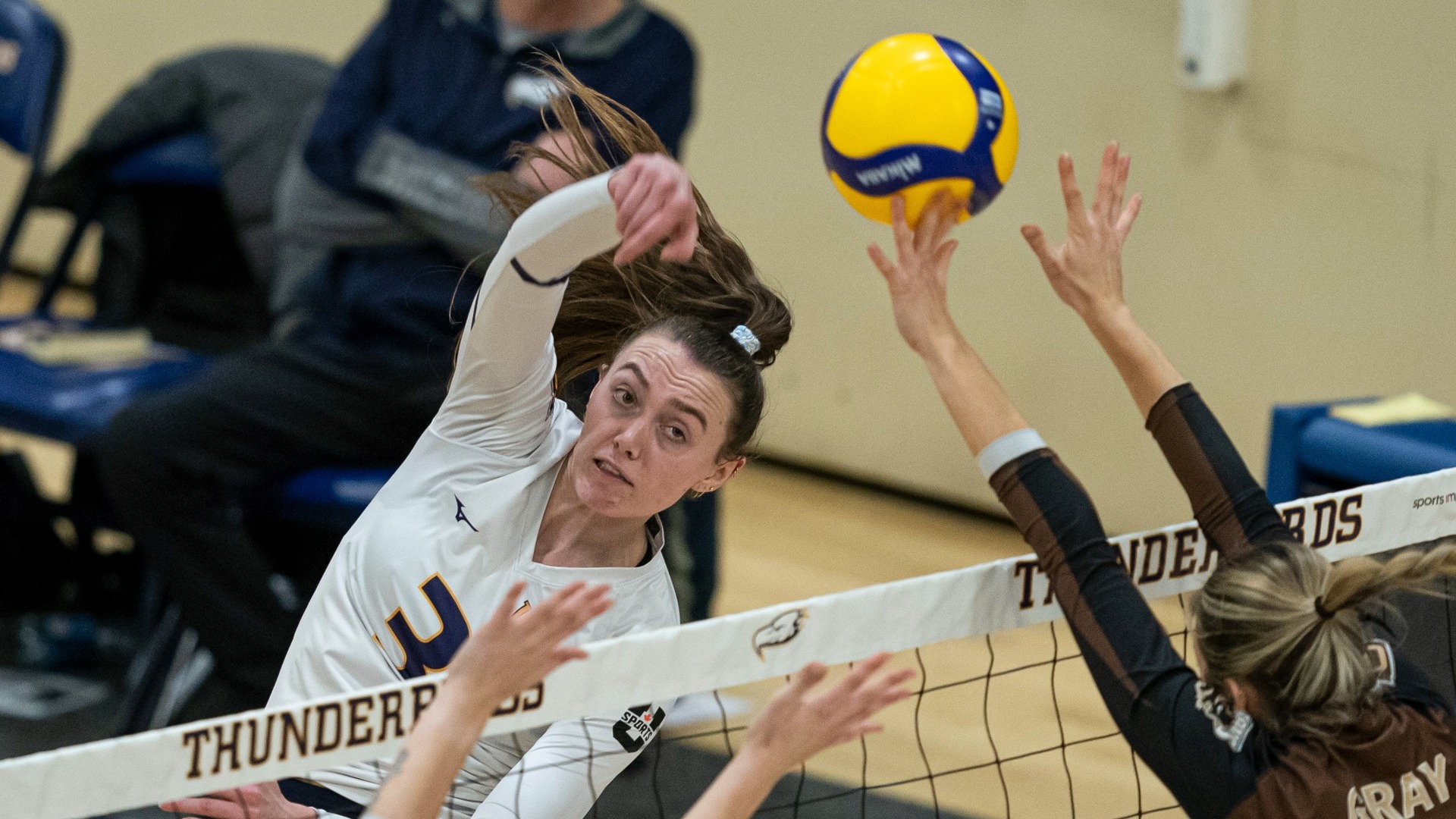 Elise Petit - Women's Volleyball - University of British Columbia Athletics