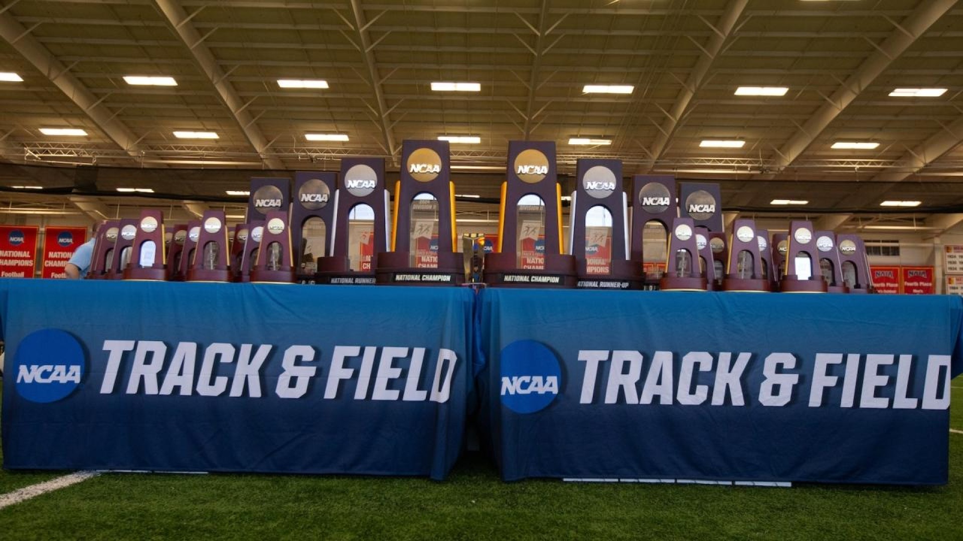 Sharman-Newell Highlights Pack On Day One Of Indoor Nationals; Advances ...