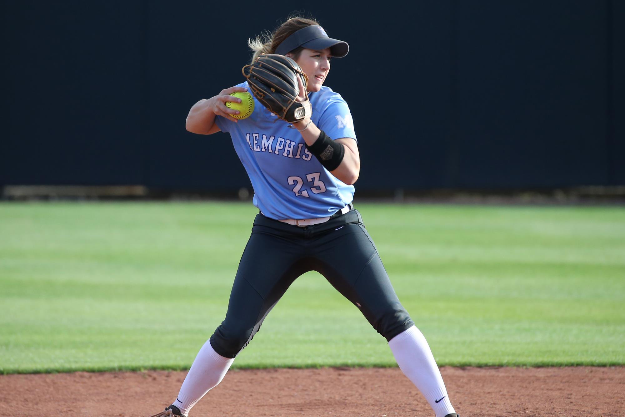 Brooke Lee - 2018 - Softball - University of Memphis Athletics