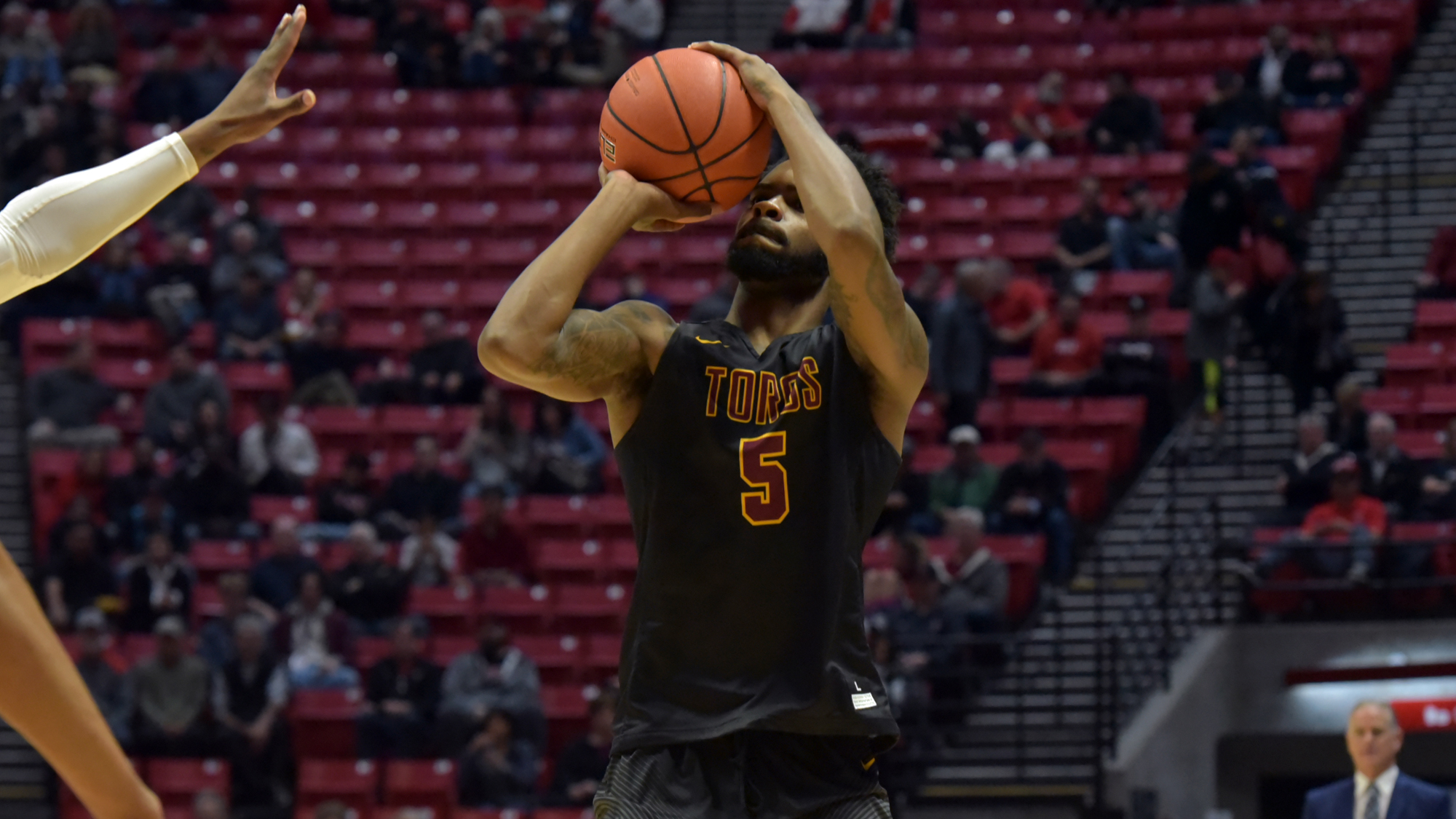 Michael Chavers - Men's Basketball - Cal State Dominguez Hills Athletics