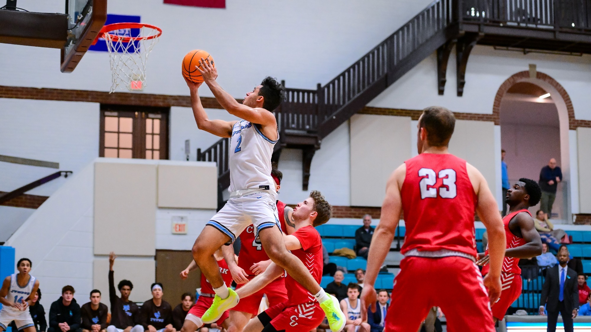 Men's Basketball Wins Battle of Unbeatens 75-71 Over Clark University ...