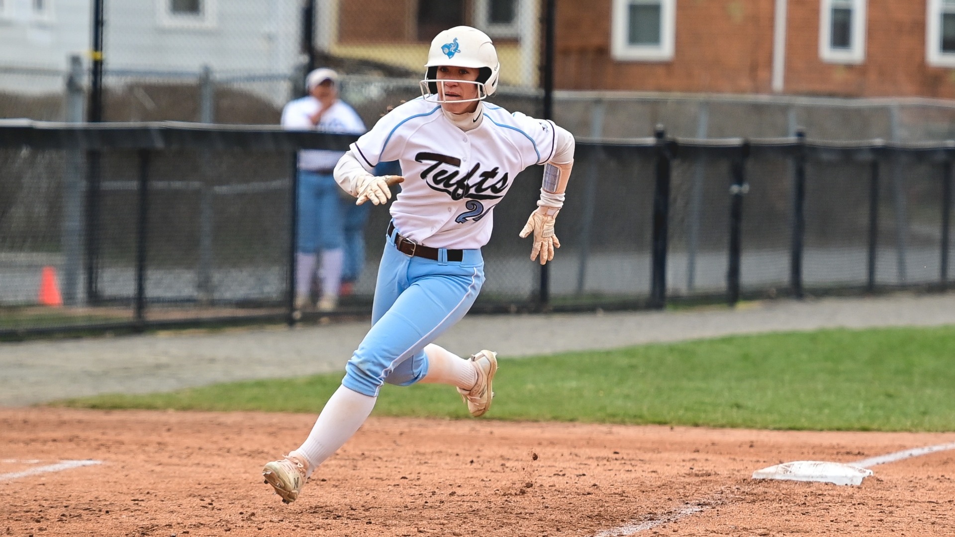 Softball Completes Weekend Sweep of NESCAC Games With Two Wins at ...