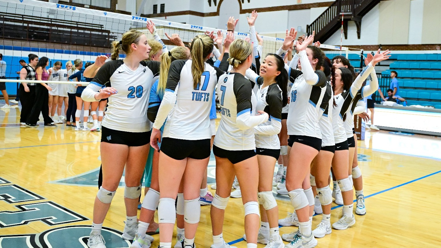 No. 12 Emory Tops No. 17 Volleyball In Four Games At East-West Classic ...