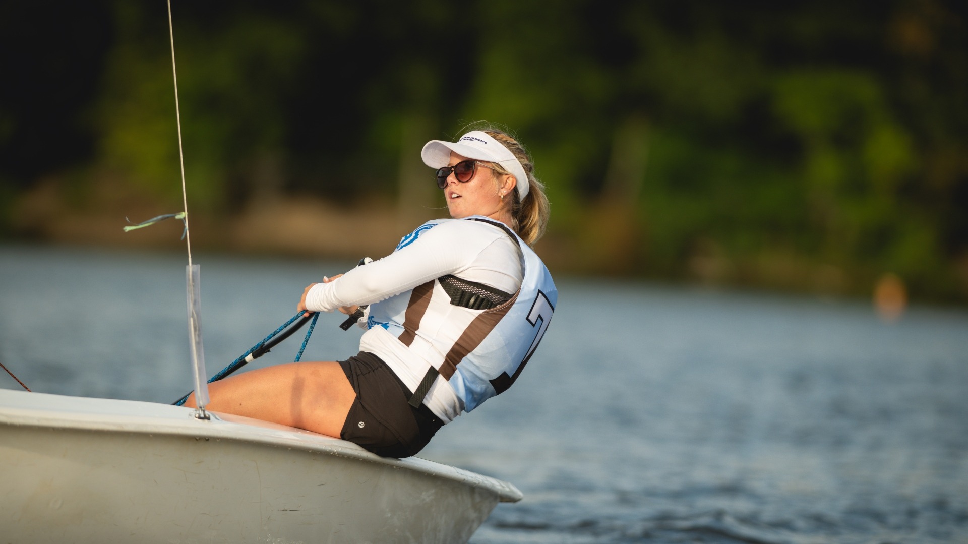 Women's Sailing Finishes Fourth at Emily Wick Regatta - Tufts University