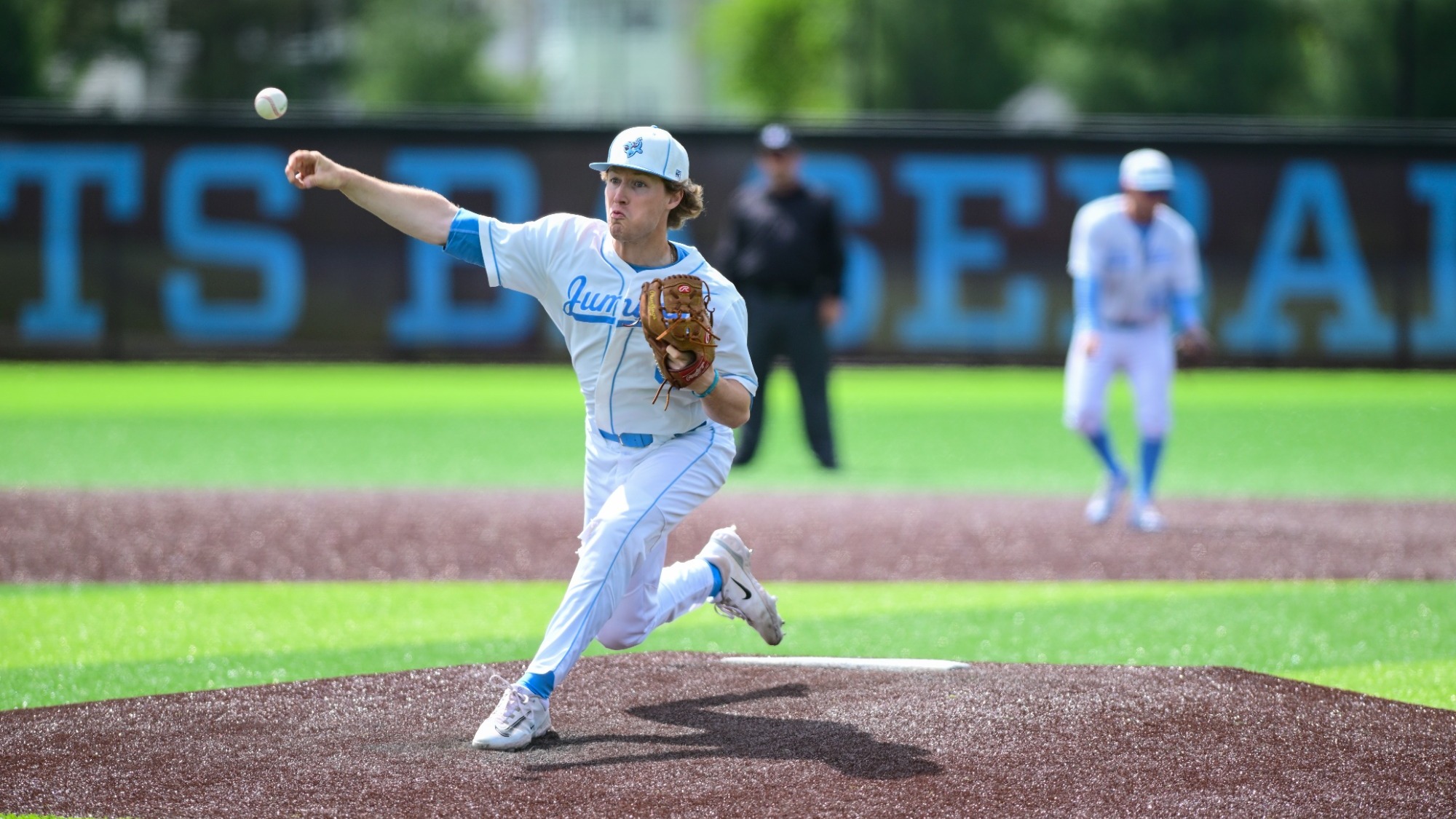 Jumbos Advance to Final Day of the NESCAC Championships with Two Wins ...