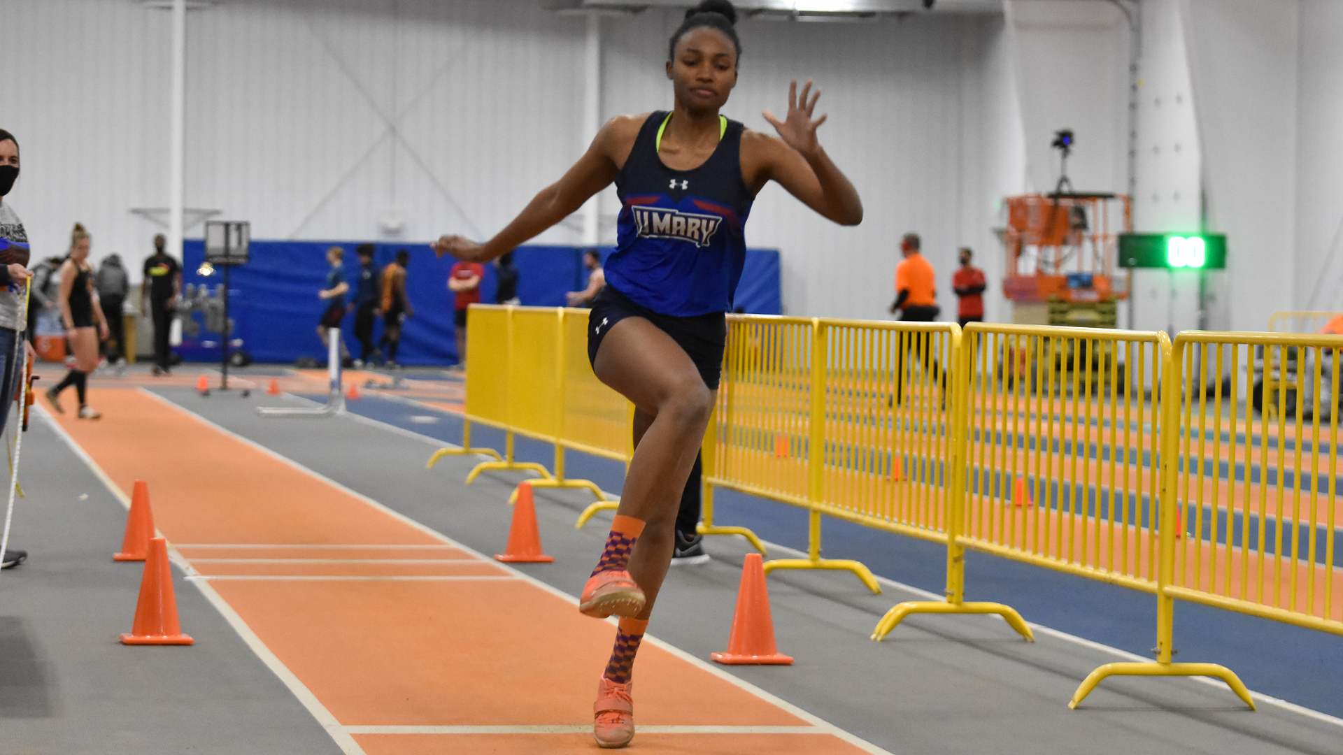 Morris shows All-American form in Marauders first outdoor meet since ...