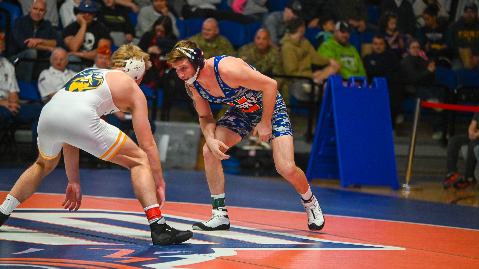 UMary wrestling hosts final home dual of the season against MSU in ...