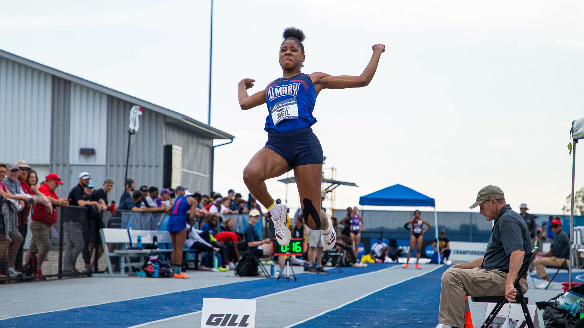 Neil, Morris power way to All-American status on opening day of 2022 ...