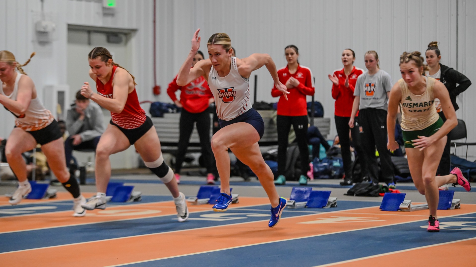 Sprinting trio takes center stage at Mike Thorson Open - University of ...