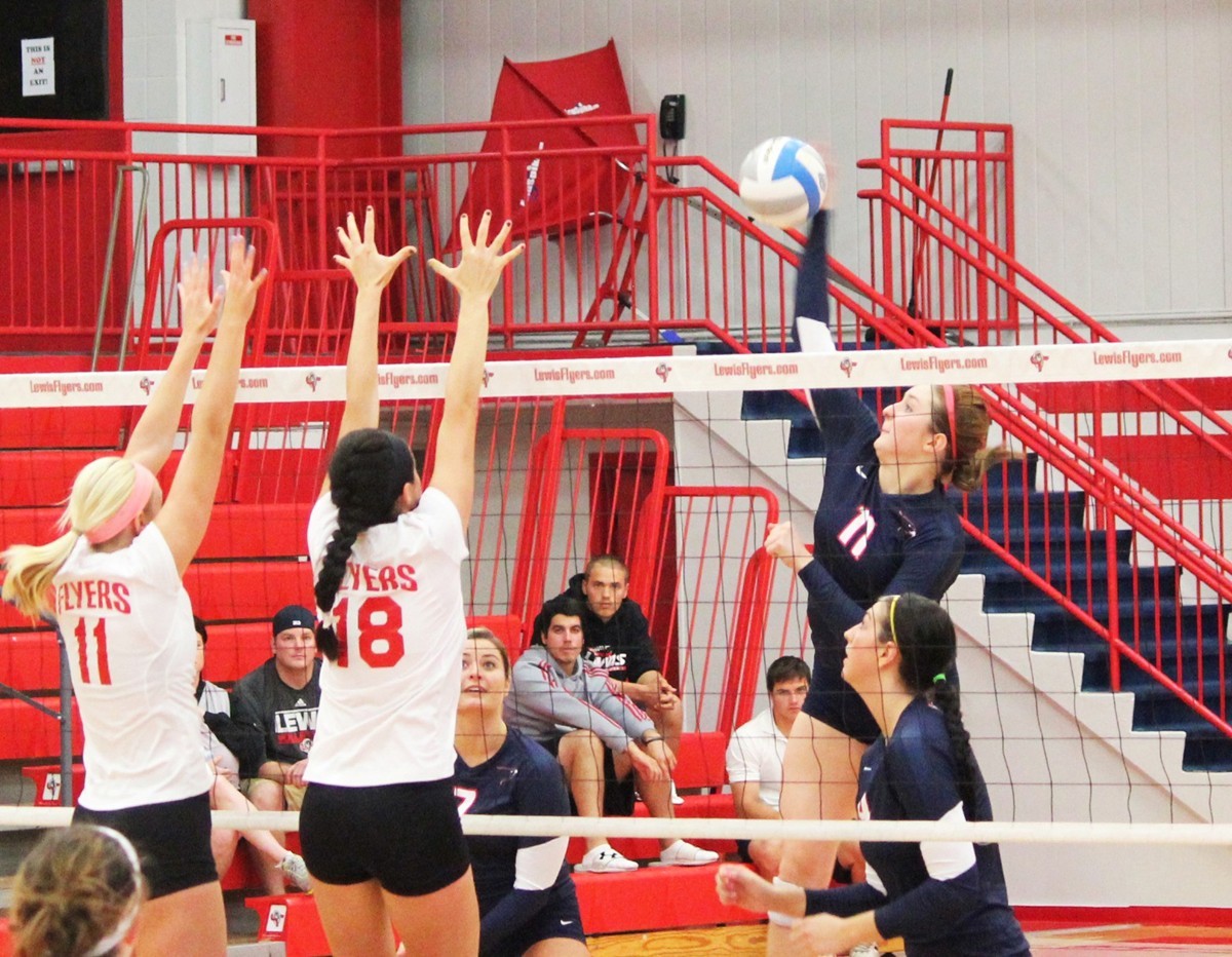 Lauren DeShaney - 2014 - Women's Volleyball - University of Southern ...