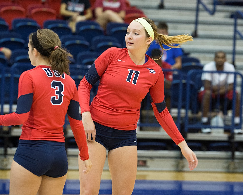 Lauren DeShaney - 2014 - Women's Volleyball - University of Southern ...