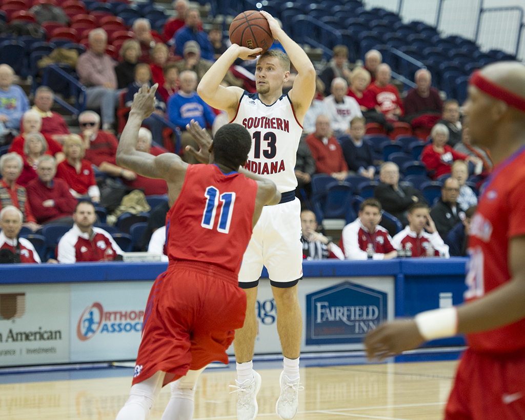 Kyle Aiton - 2016-2017 - Men's Basketball - University of Southern Indiana Athletics