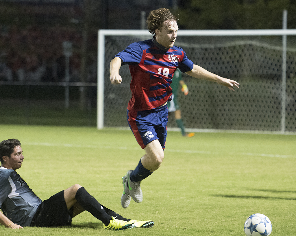 Jacob Dickerson - 2017 - Men's Soccer - University of Southern Indiana ...