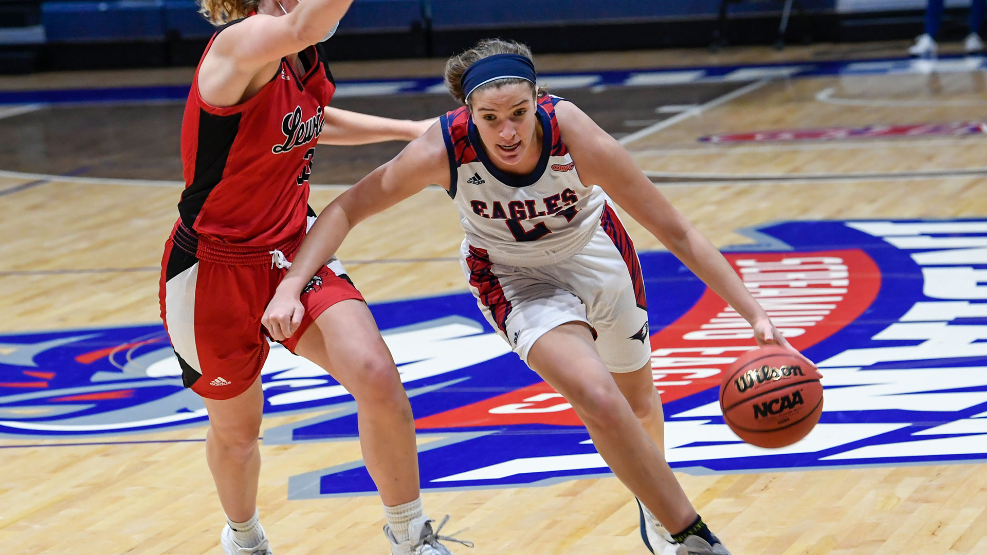 Eagles rally from nine down to top Flyers, 63-52 - University of ...