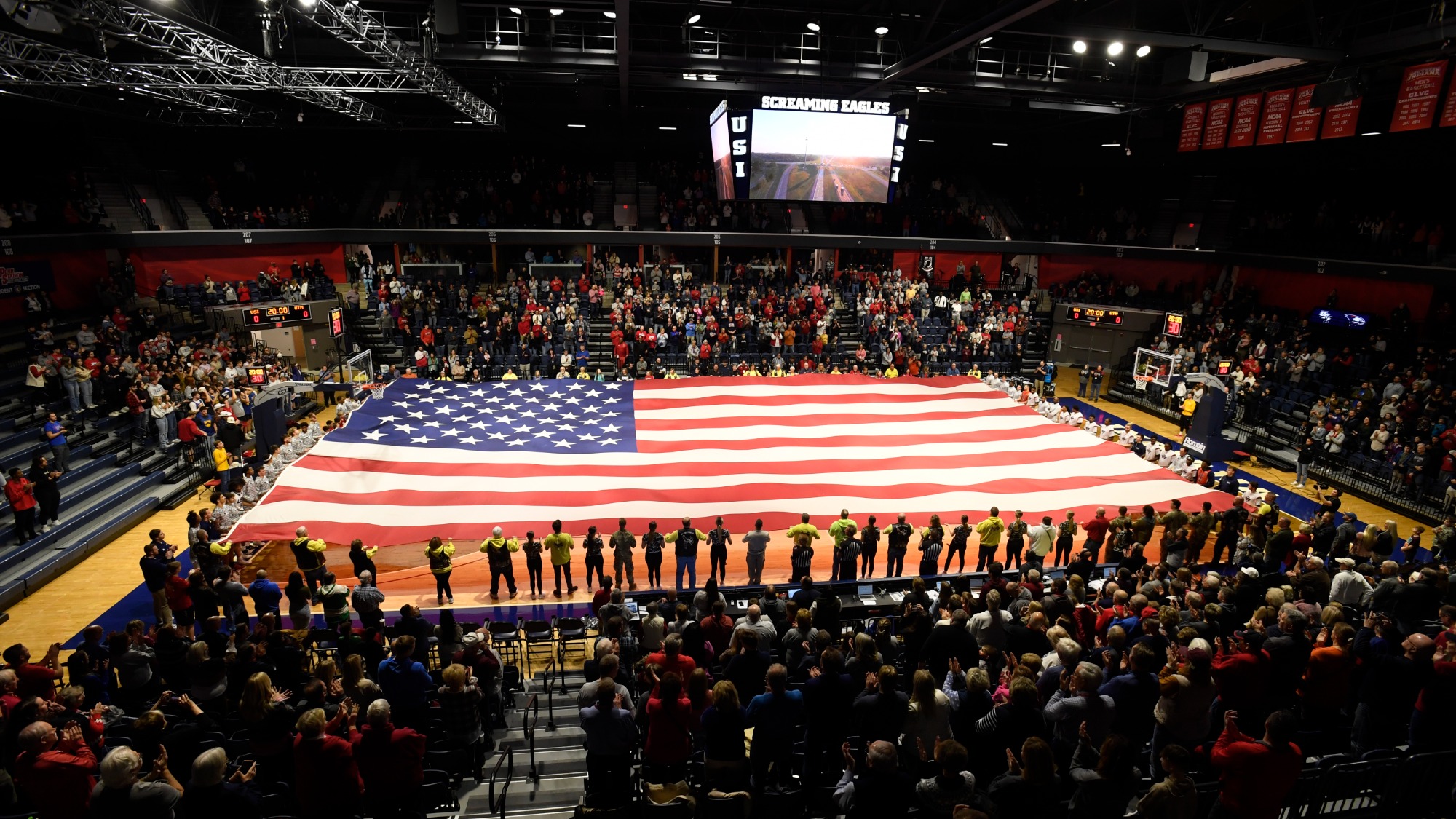 USI flies through UT Martin, 80-66 - University of Southern Indiana ...