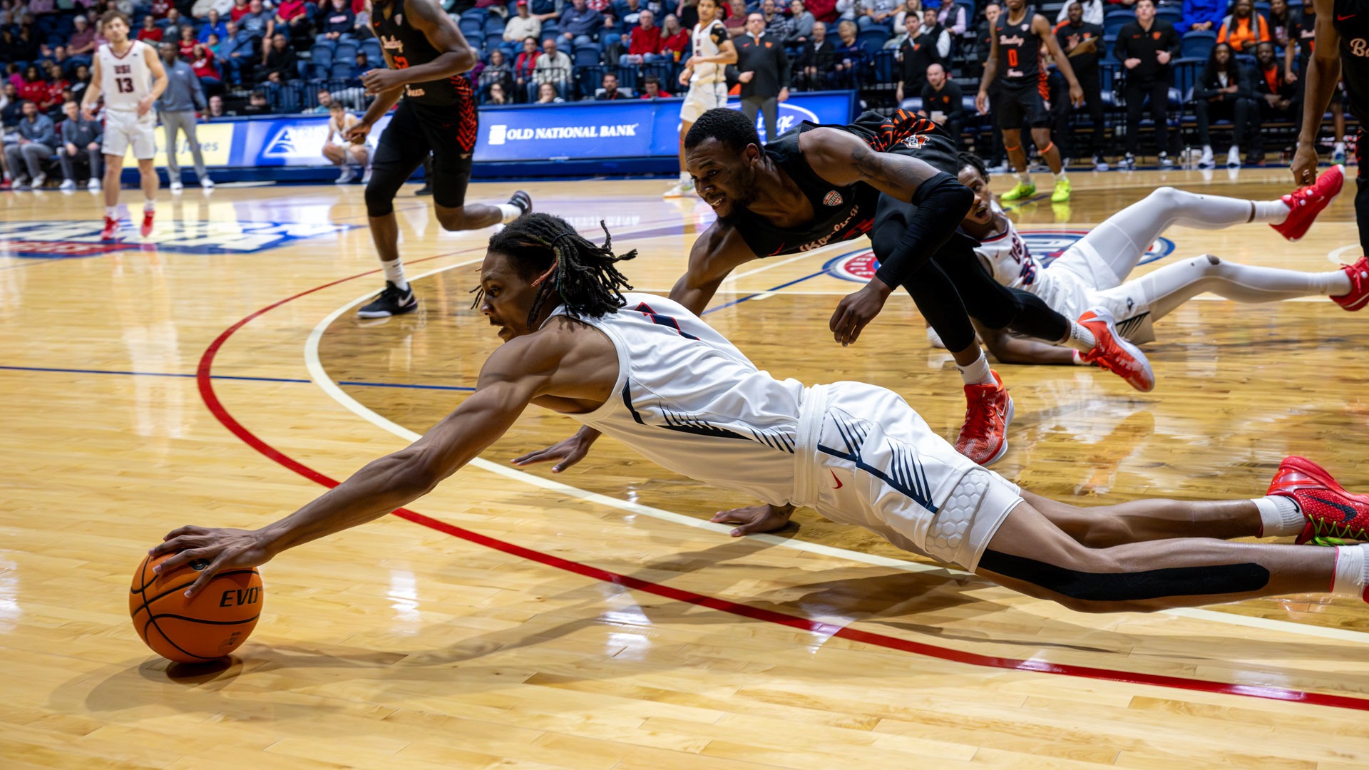 Javius Moore - 2023-2024 - Men's Basketball - University of Southern ...