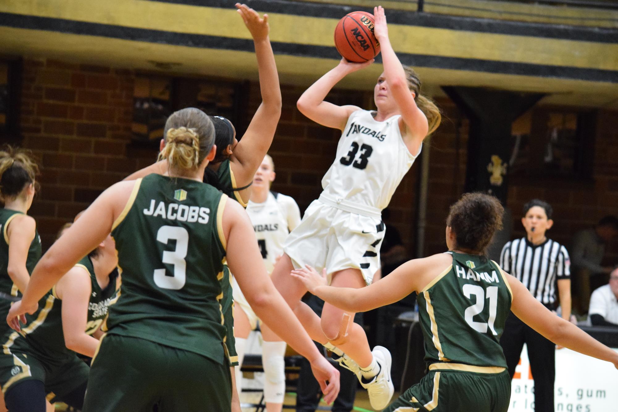 Lizzy Klinker - Women's Basketball - University of Idaho Athletics