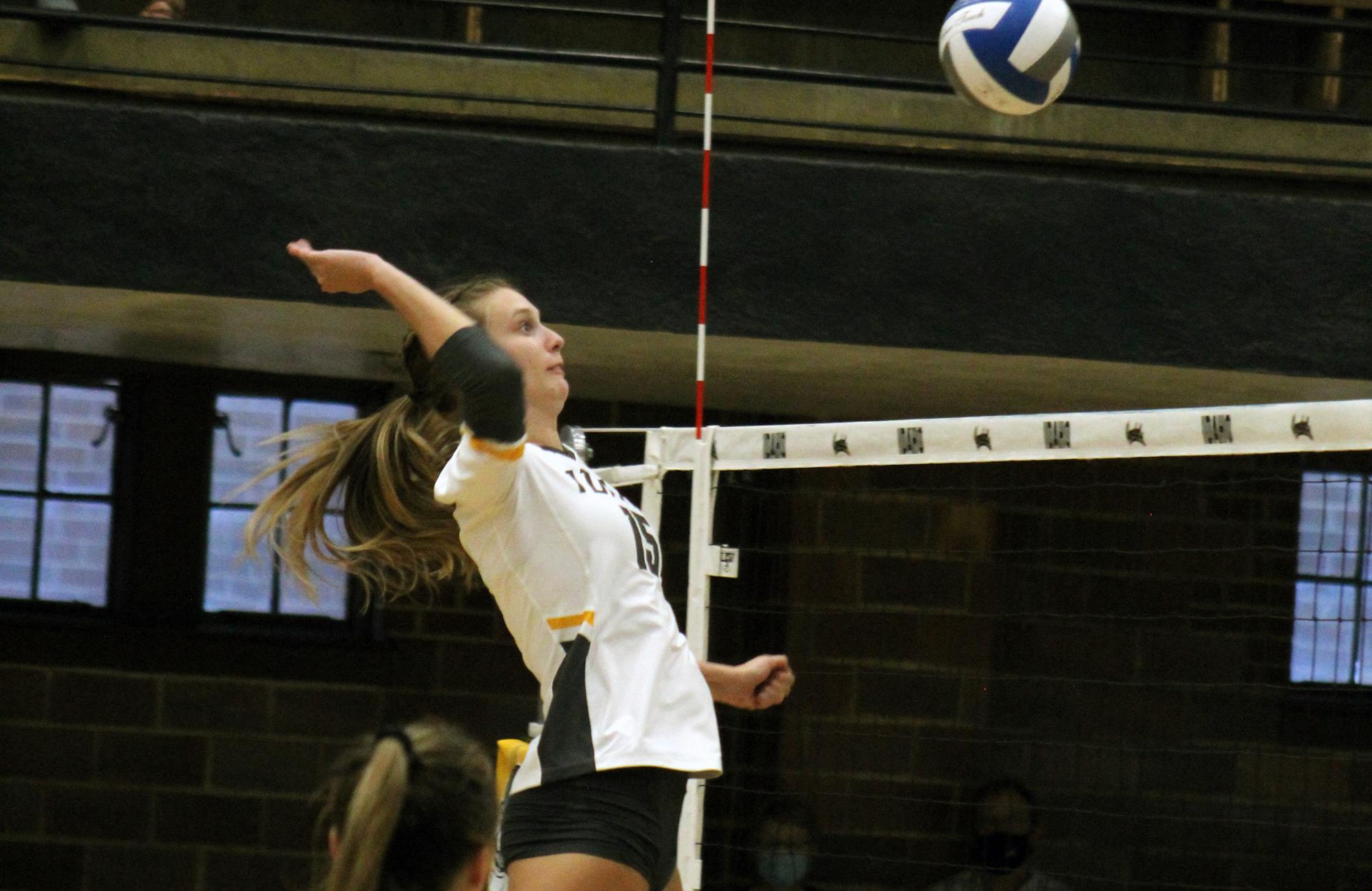 Nikki Ball - Volleyball - University of Idaho Athletics