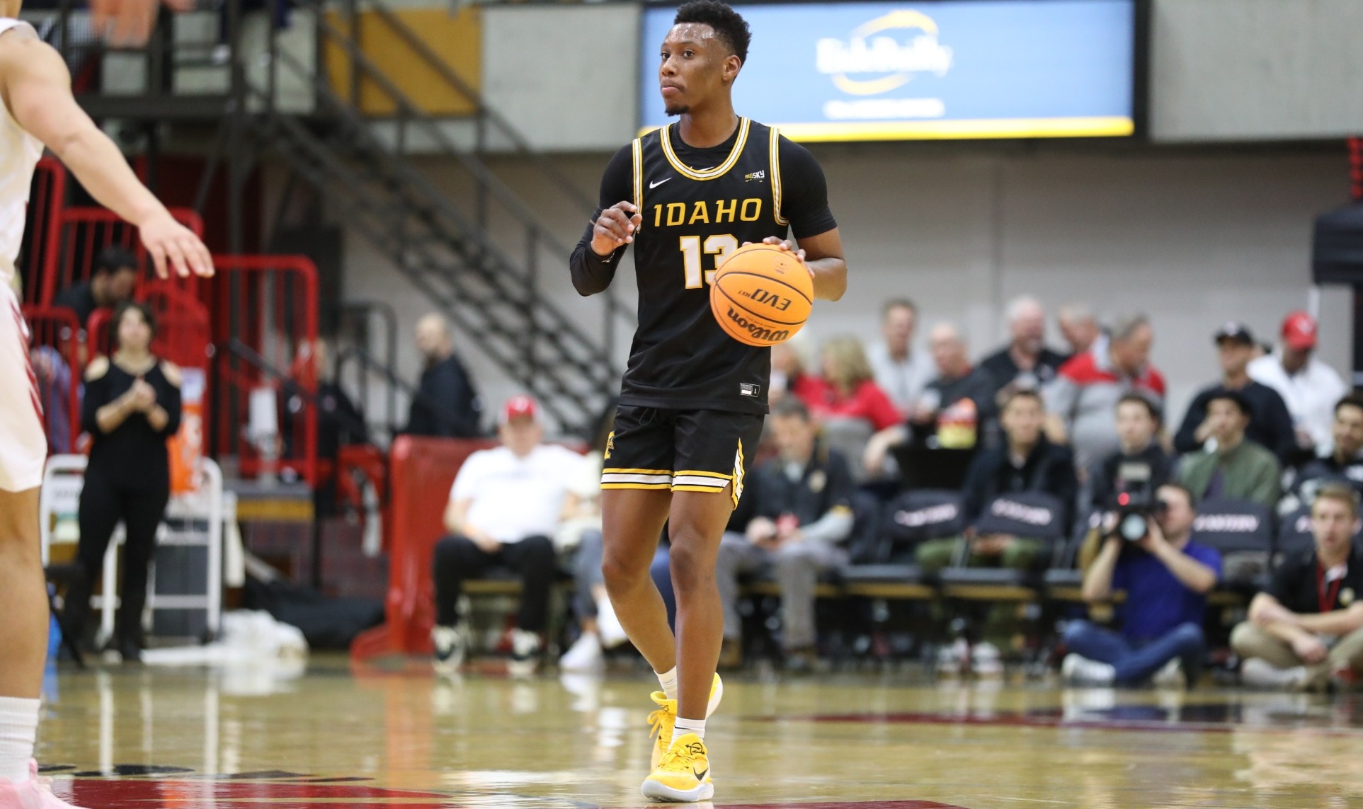 Divant'e Moffitt - Men's Basketball - University of Idaho Athletics