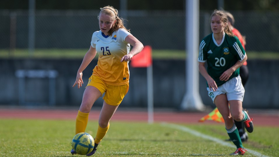 Elise Butler - Women's Soccer - University of Victoria Athletics