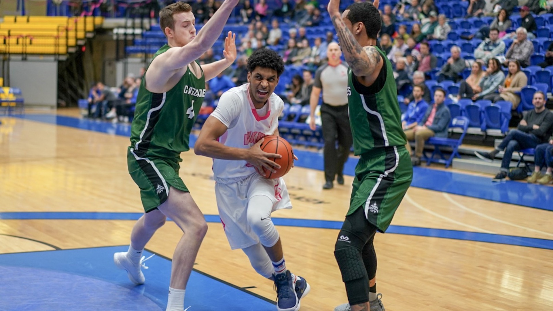 Aaron Tesfagiorgis - Men's Basketball - University of Victoria Athletics