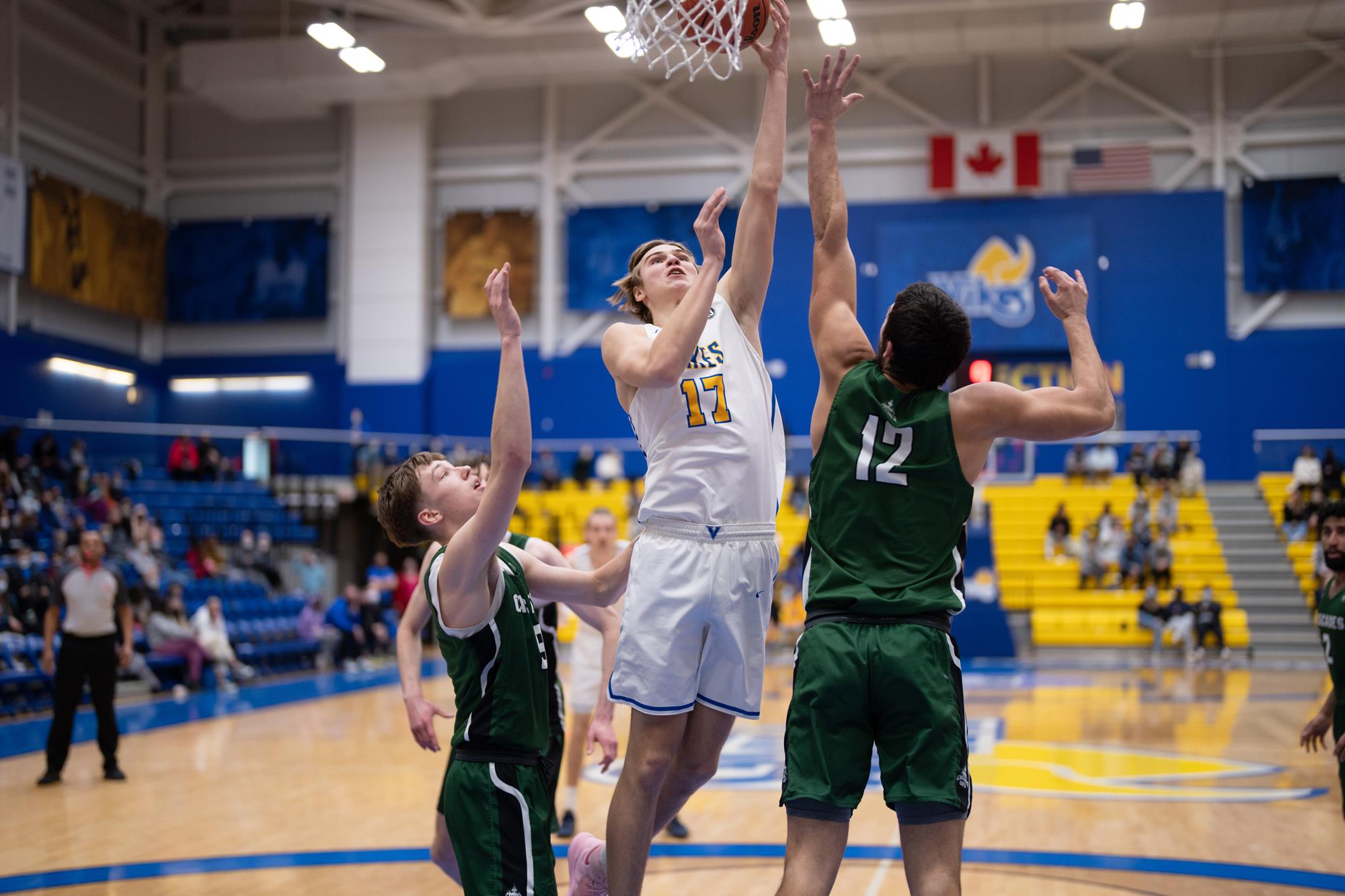 Elias Ralph - Men's Basketball - University of Victoria Athletics