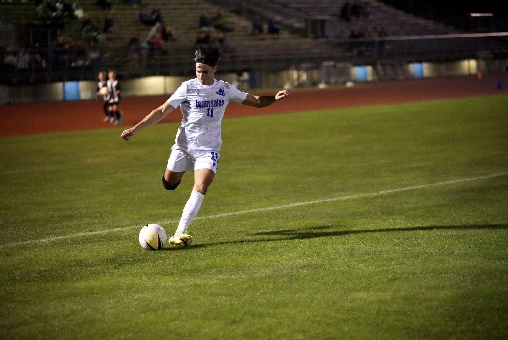 Dusan Mitrovic - Men's Soccer - University of Victoria Athletics