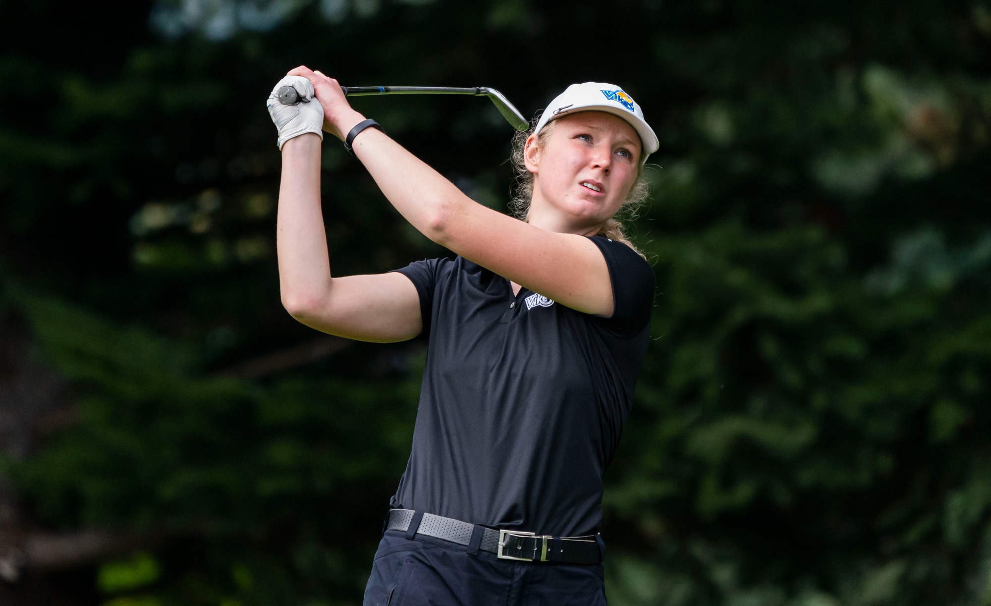Mackenzie Scott - Golf - University of Victoria Athletics