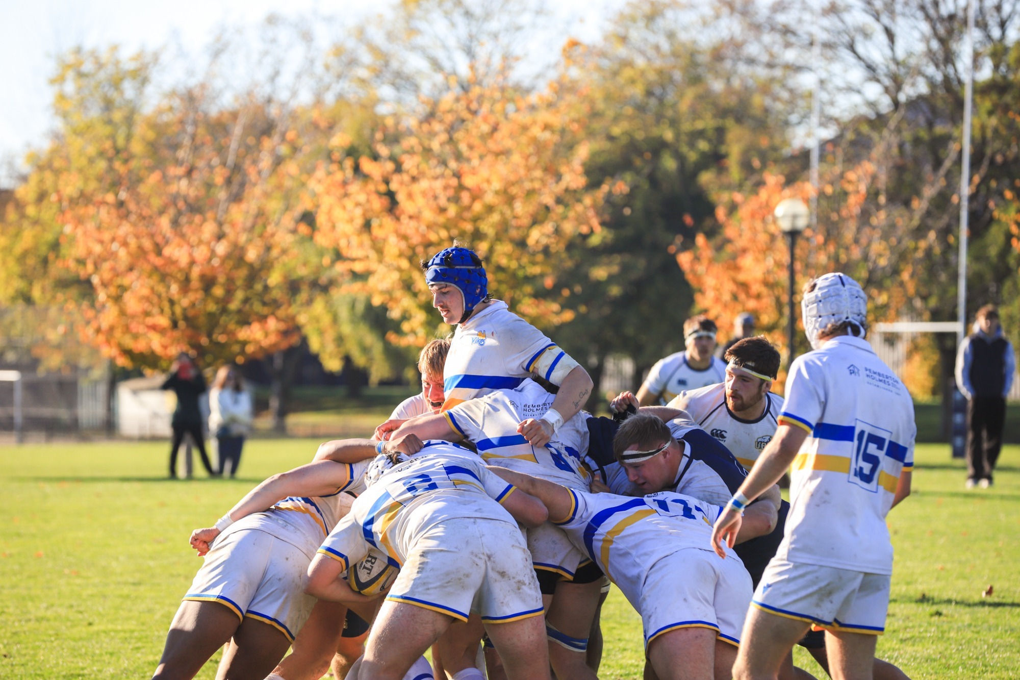 Vikes fall to Thunderbirds in rematch - University of Victoria Athletics