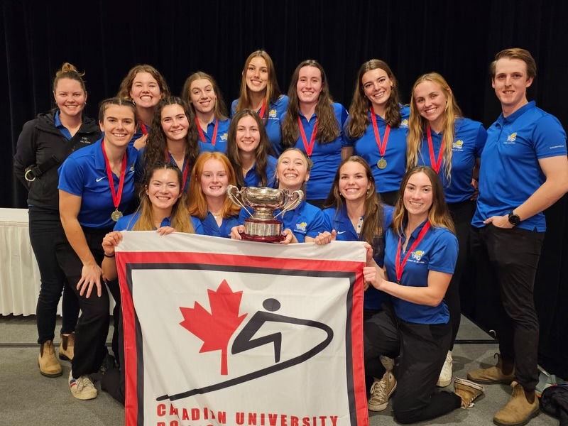 Women's rowing wins back-to-back banners at Canadian University Rowing ...