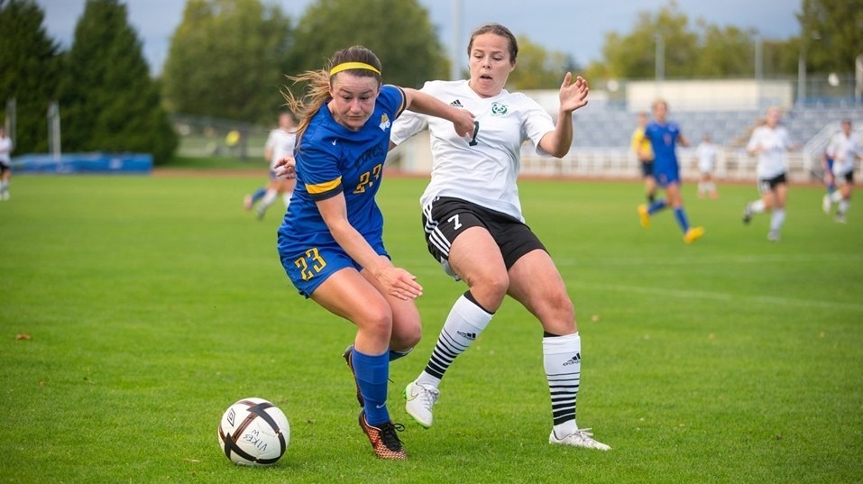 Vikes community mourns the loss of former soccer star Mia Gunter ...