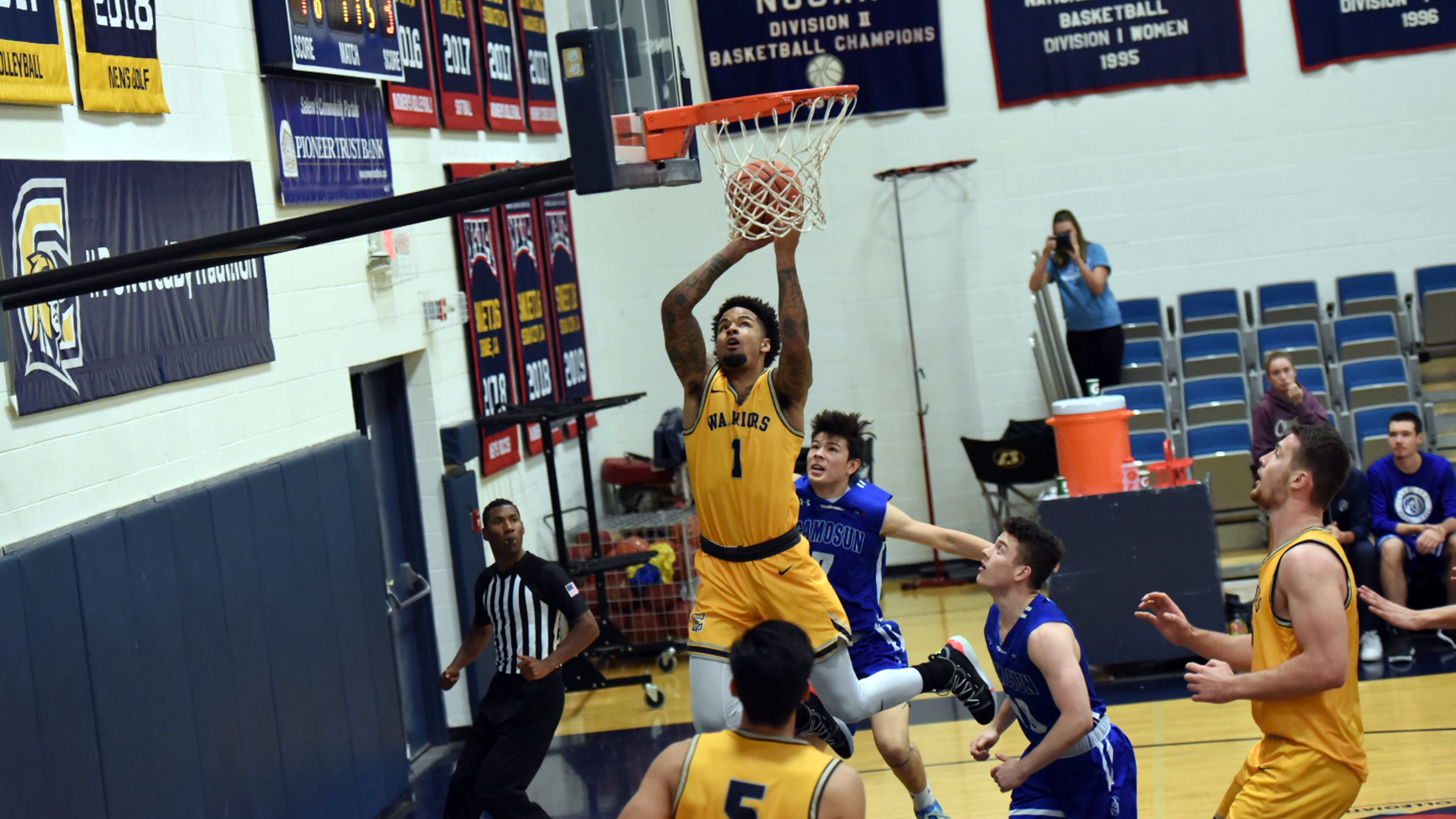 Elijah Welch - Men's Basketball - Corban University Athletics