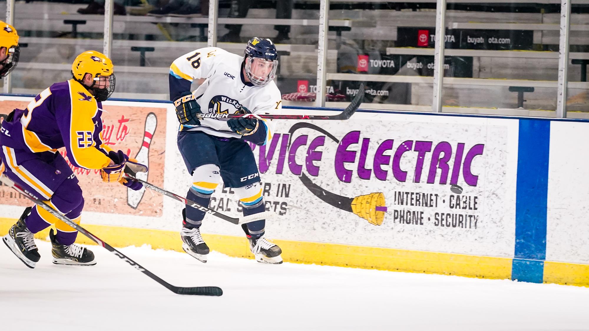 Nick Godfrey - 2022-2023 - Men's Ice Hockey - Wilkes University Athletics