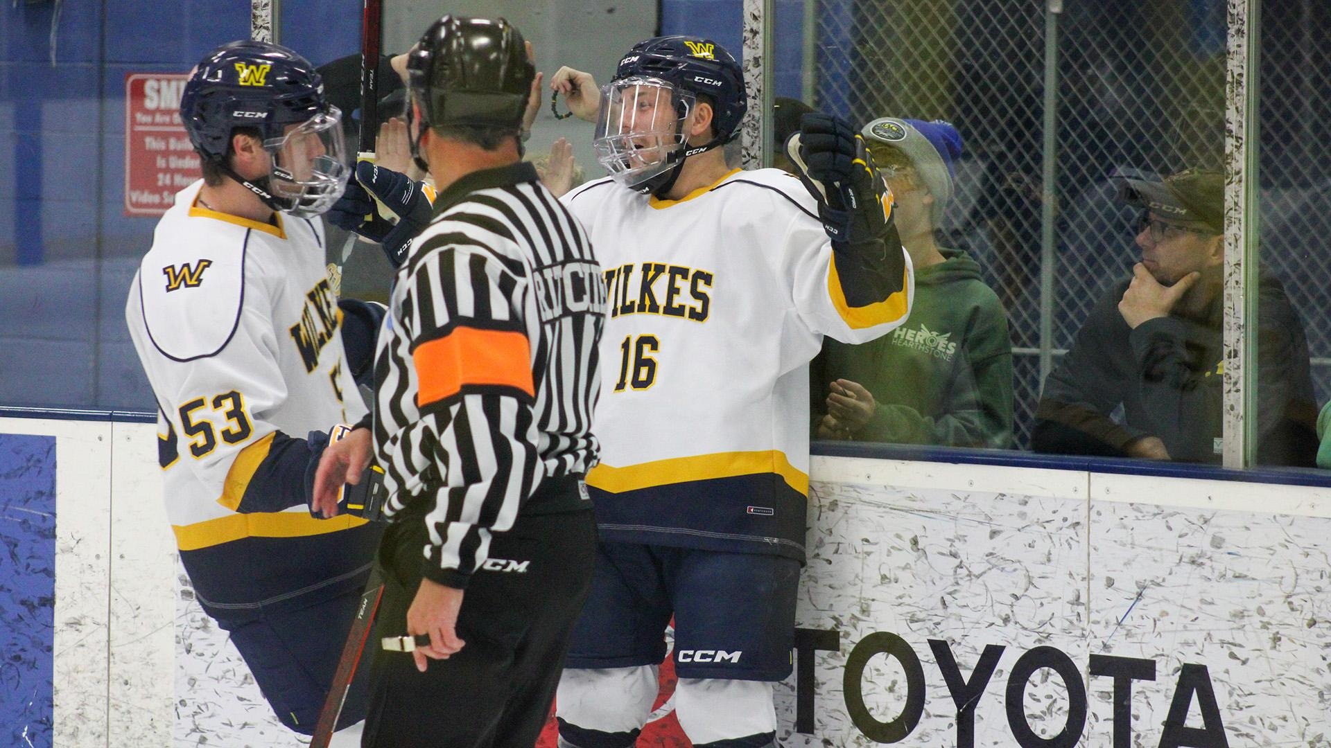 Nick Godfrey - 2022-2023 - Men's Ice Hockey - Wilkes University Athletics