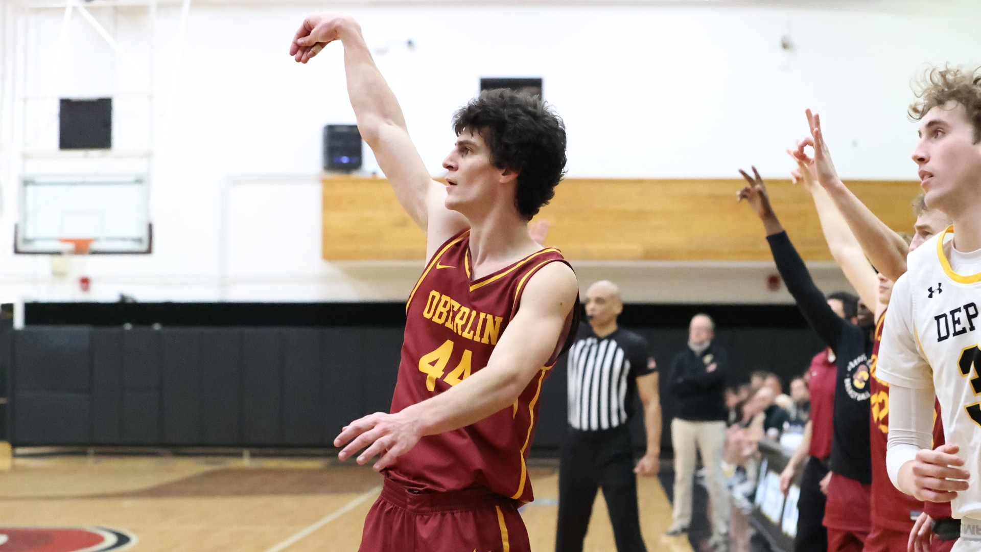Basketball Drops Heartbreaker on the Road - Oberlin College Athletics