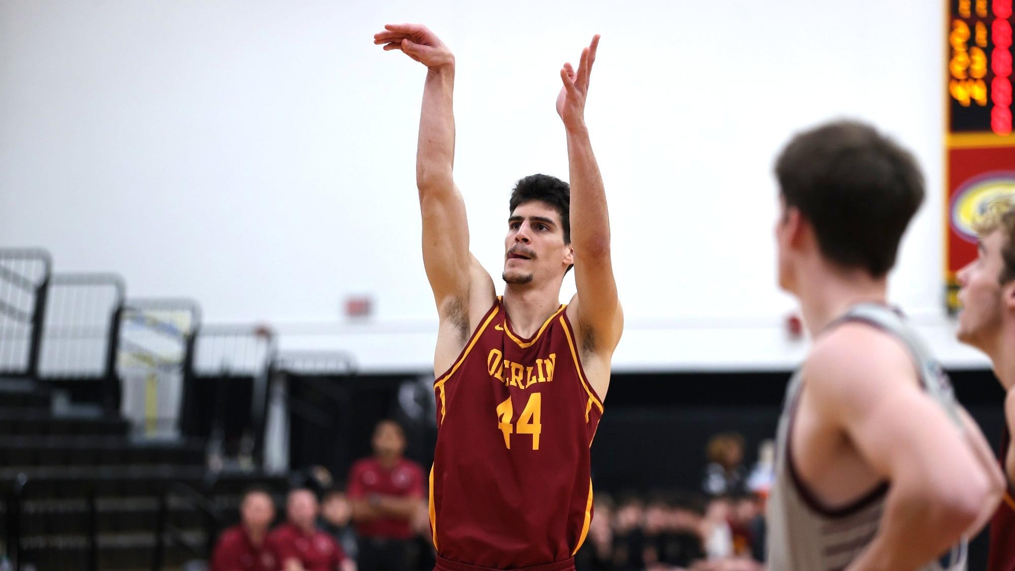 Yeomen Outlast Alma - Oberlin College Athletics